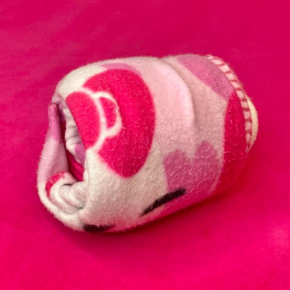 Hello Kitty | Toys | 200s Sanrio Hello Kitty Fuzzy Blanket Throw Hello ...